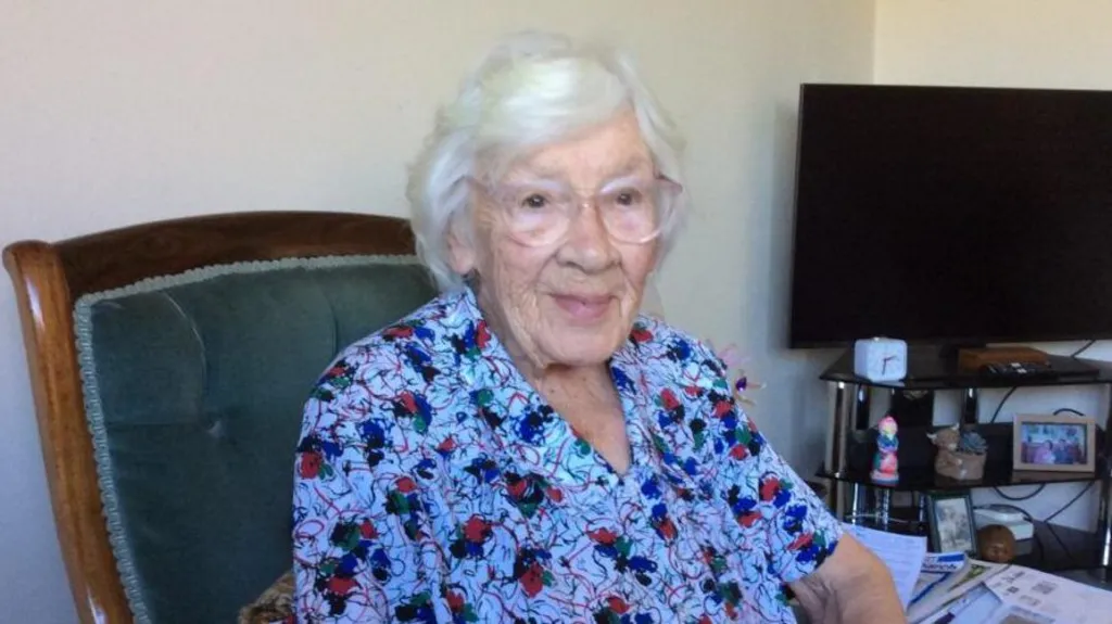 She Was 92, Told Her Cancer Was Untreatable. Then a Robot Changed ...